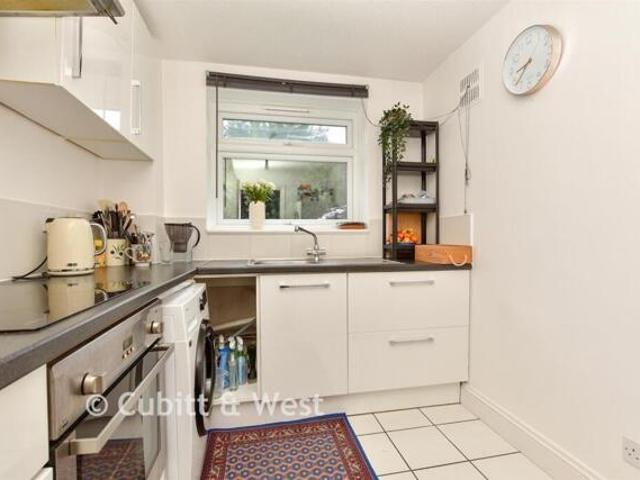 For Sale 1 Bedroom Apartment Sutton West Sussex DLS99290278