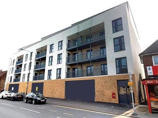 For Sale 1 Bedroom Apartment Slough Slough DLS98687756