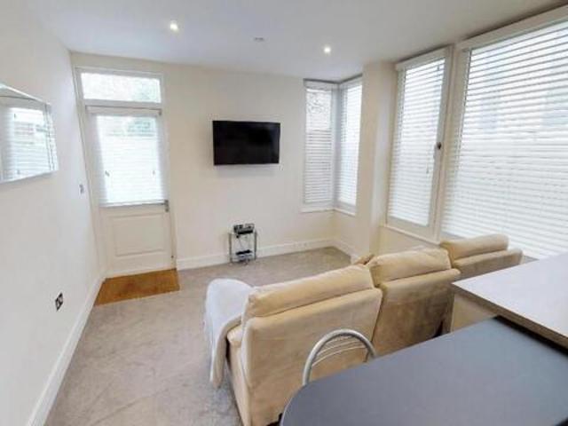 For Sale 1 Bedroom Apartment Slough Slough DLS99277754
