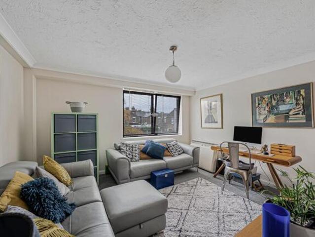 For Sale 1 Bedroom Apartment Southend On Sea Southend On Sea DS98834892