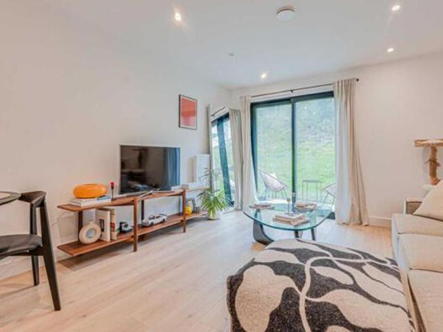 For Sale 1 Bedroom Apartment Southend Southend on Sea DS100917739
