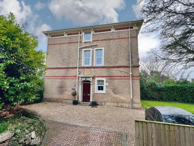 For Sale 1 Bedroom Apartment Taunton Somerset DS100685141