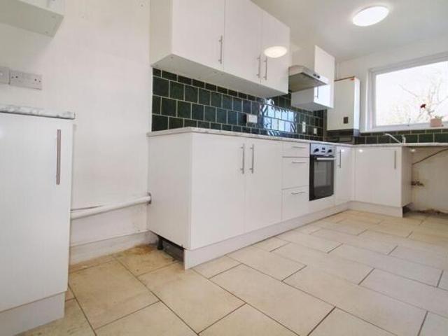 For Sale 1 Bedroom Apartment Uxbridge Greater London DS99290620