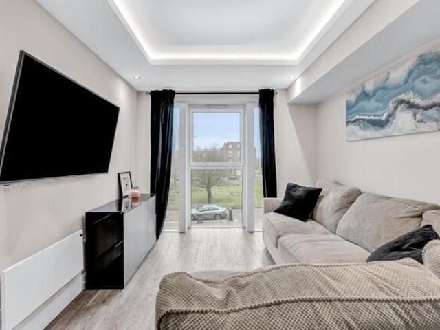 For Sale 1 Bedroom Apartment Welwyn Garden City Hertfordshire DLS100398222