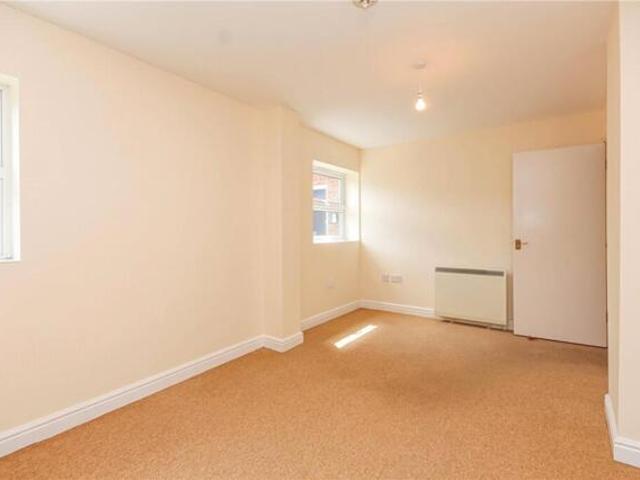 For Sale 1 Bedroom Apartment Welwyn Garden City Hertfordshire DLS101675295