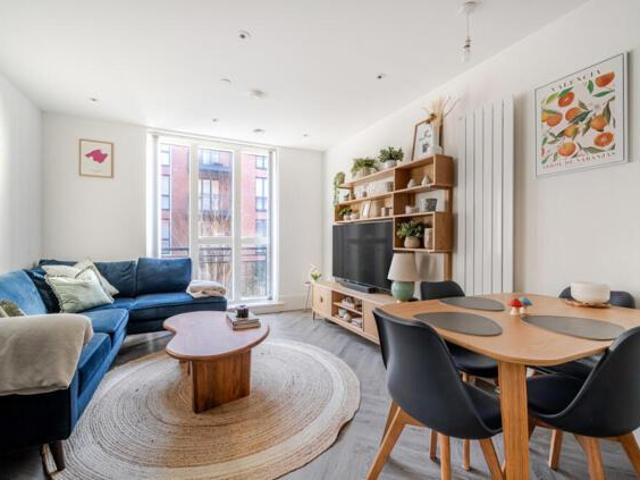 For Sale 1 Bedroom Apartment Winchester Hampshire DLS100398573