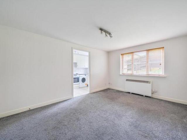 For Sale 1 Bedroom Apartment Woking Surrey DLS99986237