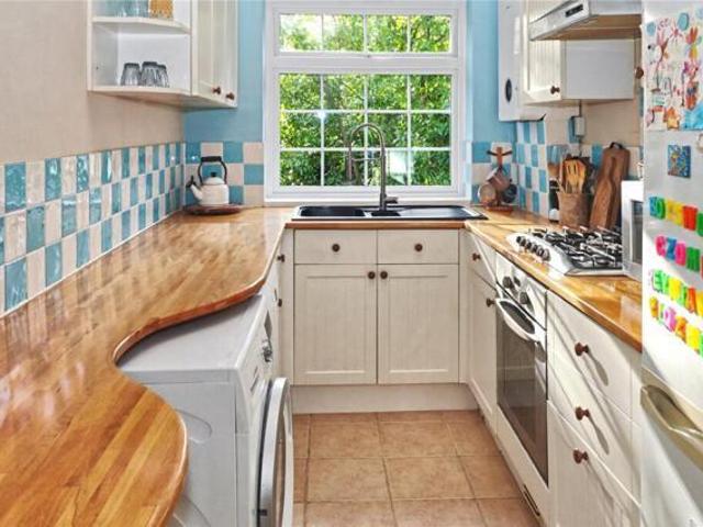 For Sale 1 Bedroom Apartment Woking Surrey DS98205031