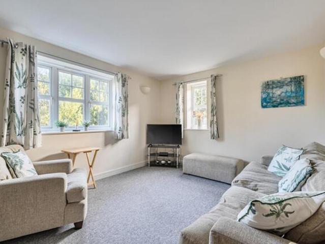 For Sale 1 Bedroom Apartment Woking Surrey DS99926080