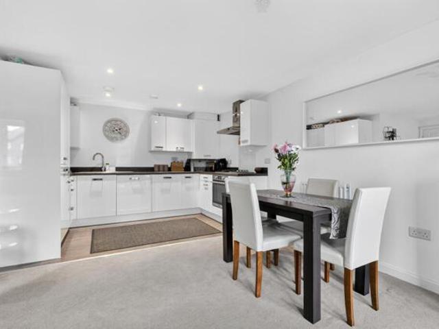 For Sale 1 Bedroom Apartment Wokingham Wokingham DS101677163