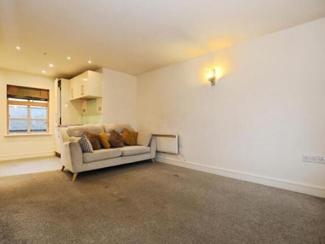 For Sale 1 Bedroom Apartment York York DS100503029