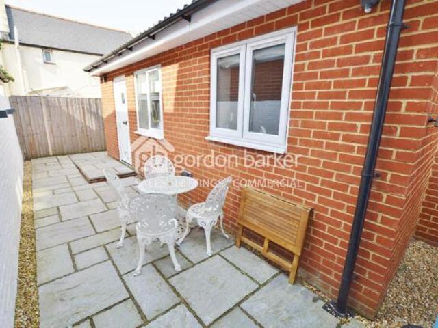 For Sale 1 Bedroom Bungalow Bournemouth Bournemouth DLS100456404
