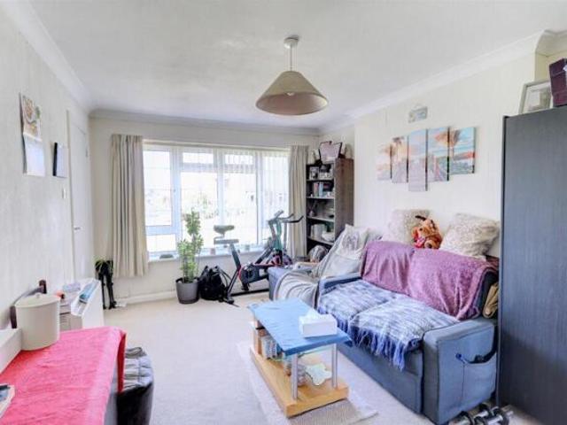 For Sale 1 Bedroom Bungalow Hazlemere Buckinghamshire DLS99130158