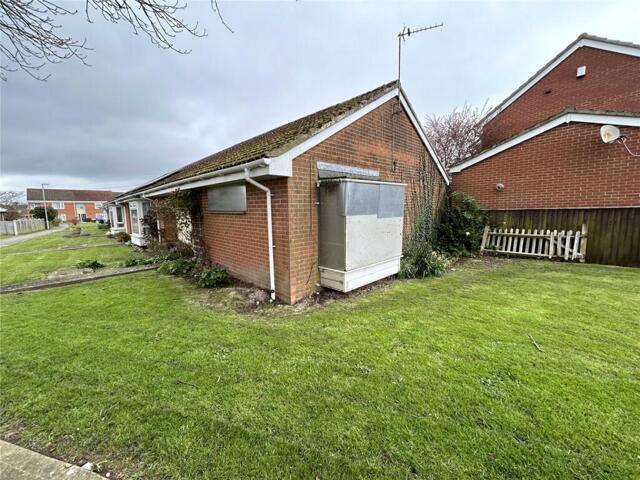 For Sale 1 Bedroom Bungalow Highbridge Somerset DS101351777