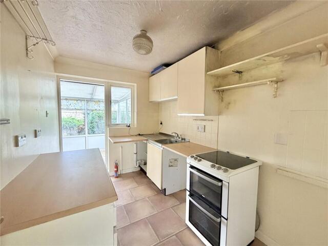 For Sale 1 Bedroom Bungalow Lymington Hampshire DLS100733976