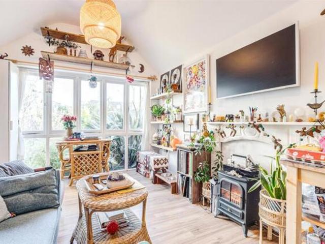 For Sale 1 Bedroom Bungalow Worthing West Sussex DLS99688211