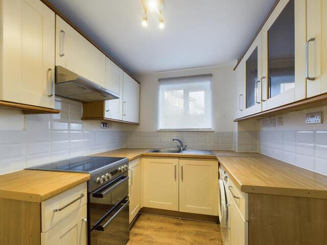 For Sale 1 Bedroom House Basingstoke Hampshire DS98154275