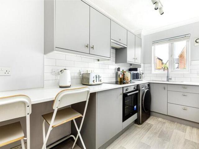 For Sale 1 Bedroom House Guildford Surrey DLS98477578