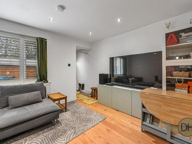 For Sale 1 Bedroom House North Weald Bassett North Weald Bassett DLS99773490
