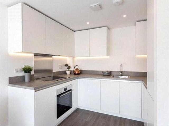 For Sale 1 Bedroom Shared Living/roommate Maidenhead Berkshire DS98262893