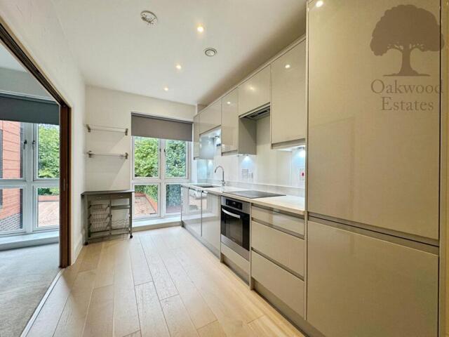 For Sale 1 Bedroom Shared Living/roommate Maidenhead Windsor And Maidenhead DLS101674860