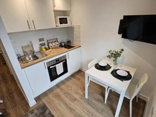 For Sale 1 Bedroom Shared Living/roommate Manchester Salford DLS100953482