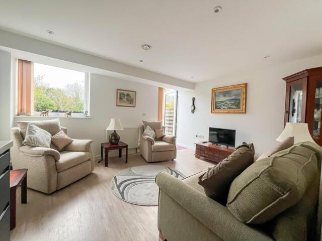 For Sale 1 Bedroom Shared Living/roommate Nailsea North Somerset DLS98718443