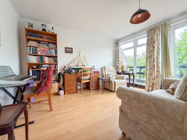 For Sale 1 Bedroom Shared Living/roommate Nailsea North Somerset DS101316152