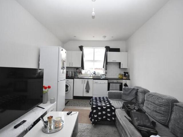 For Sale 1 Bedroom Shared Living/roommate Northampton Northamptonshire DS101059690