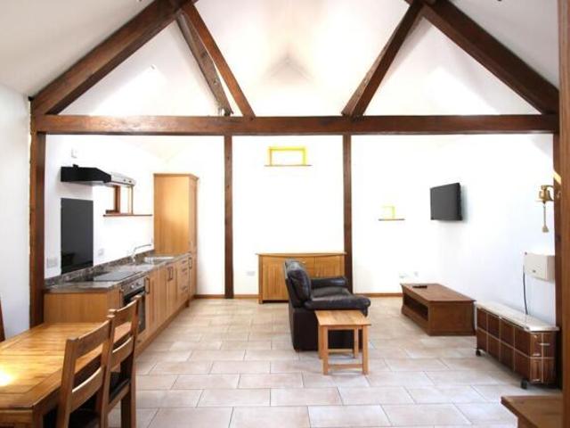 For Sale 1 Bedroom Shared Living/roommate Albrighton Shropshire DS101955418
