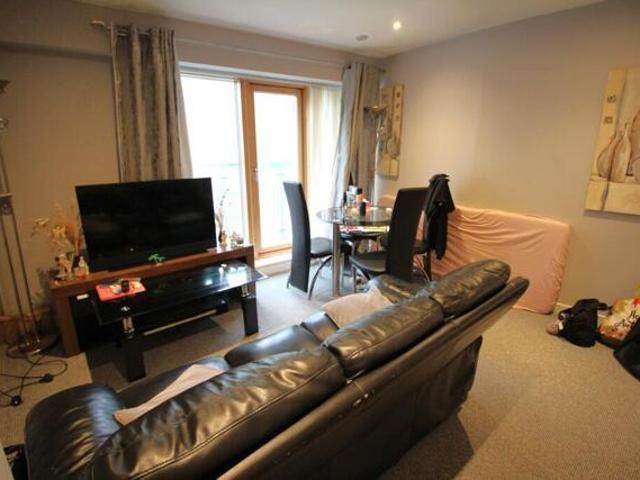 For Sale 1 Bedroom Shared Living/roommate Bury Bury DS99840104