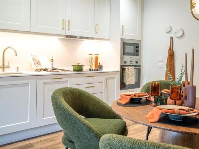 For Sale 1 Bedroom Shared Living/roommate Bury St. Edmunds Suffolk DS99688324