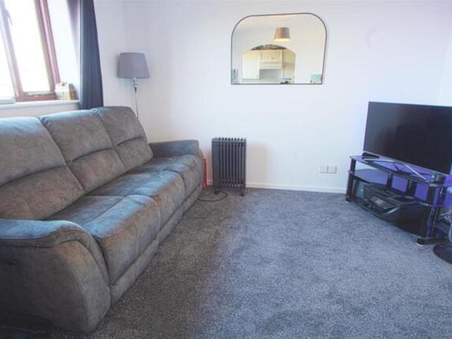 For Sale 1 Bedroom Shared Living/roommate Basildon Essex DS98718166