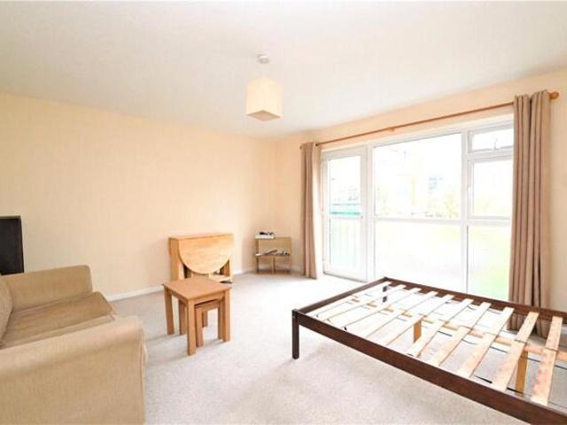For Sale 1 Bedroom Shared Living/roommate Basingstoke Hampshire DLS100024025