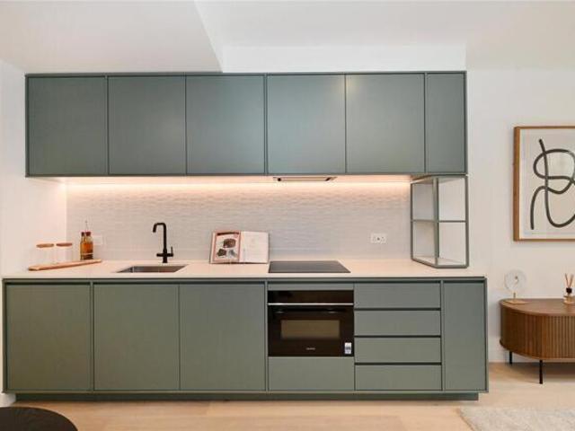 For Sale 1 Bedroom Shared Living/roommate Barnet Greater London DS100987948