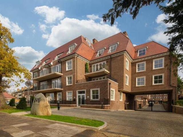For Sale 1 Bedroom Shared Living/roommate Barnet Greater London DS99290150