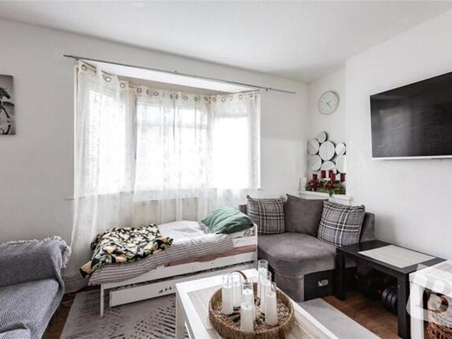 For Sale 1 Bedroom Shared Living/roommate Barking Greater London DS98262811
