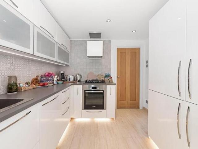 For Sale 1 Bedroom Shared Living/roommate Beckenham Great London DS101677249