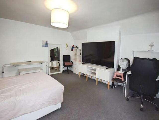 For Sale 1 Bedroom Shared Living/roommate Bedford Bedford Borough DLS100096662