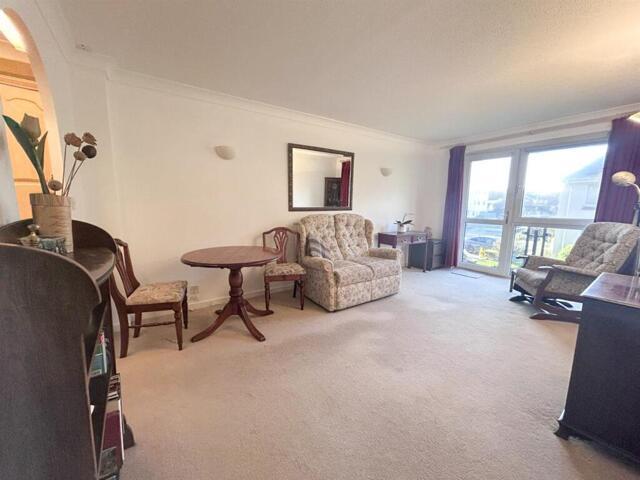 For Sale 1 Bedroom Shared Living/roommate Bexhill East Sussex DLS98864483