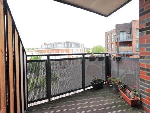 For Sale 1 Bedroom Shared Living/roommate Bexley Kent DS98687505