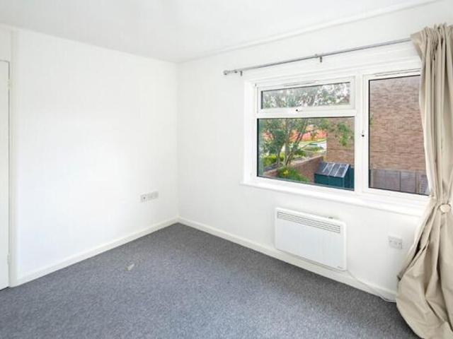 For Sale 1 Bedroom Shared Living/roommate Bicester Oxfordshire DLS99986396