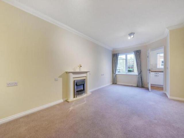 For Sale 1 Bedroom Shared Living/roommate Bishop's Stortford Hertfordshire DLS100132331
