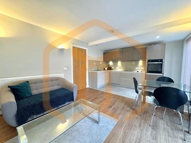 For Sale 1 Bedroom Shared Living/roommate Birmingham Birmingham DS101168515