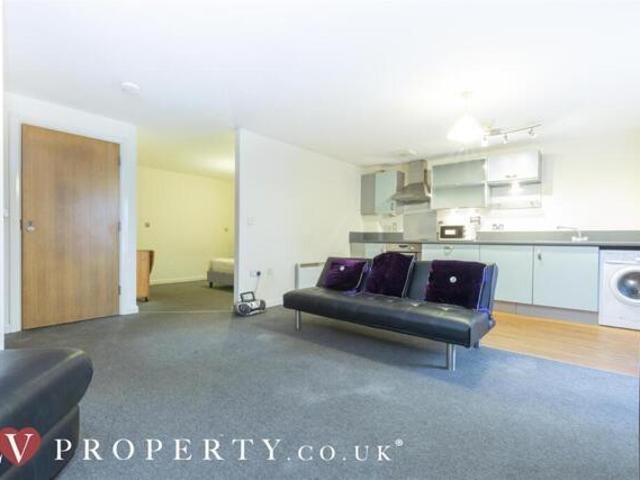 For Sale 1 Bedroom Shared Living/roommate Birmingham Birmingham DS101891869