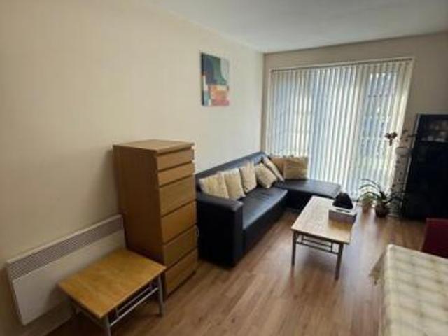 For Sale 1 Bedroom Shared Living/roommate Birmingham Birmingham DS98969185