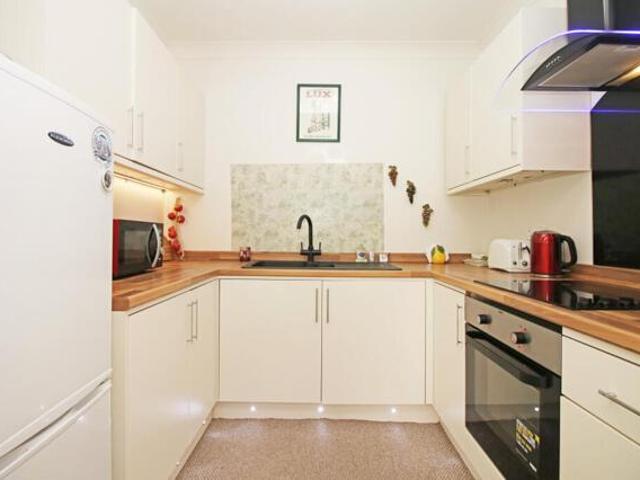 For Sale 1 Bedroom Shared Living/roommate Blackpool Lancashire DS100733663