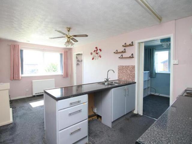 For Sale 1 Bedroom Shared Living/roommate Blackpool Lancashire DS98687917
