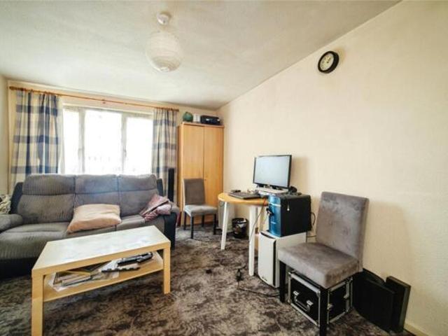 For Sale 1 Bedroom Shared Living/roommate Bracknell Bracknell Forest DS99437155