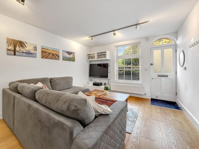 For Sale 1 Bedroom Shared Living/roommate Braintree Essex DLS101025951